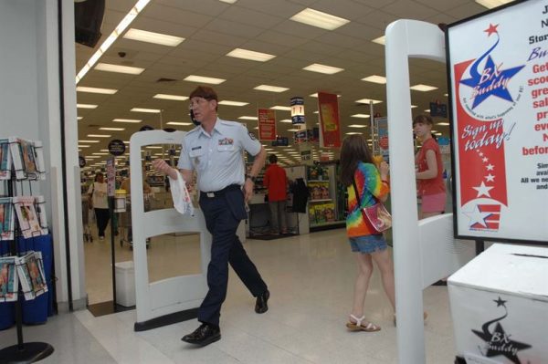 Shoplifter Archives - Security Guard HUB